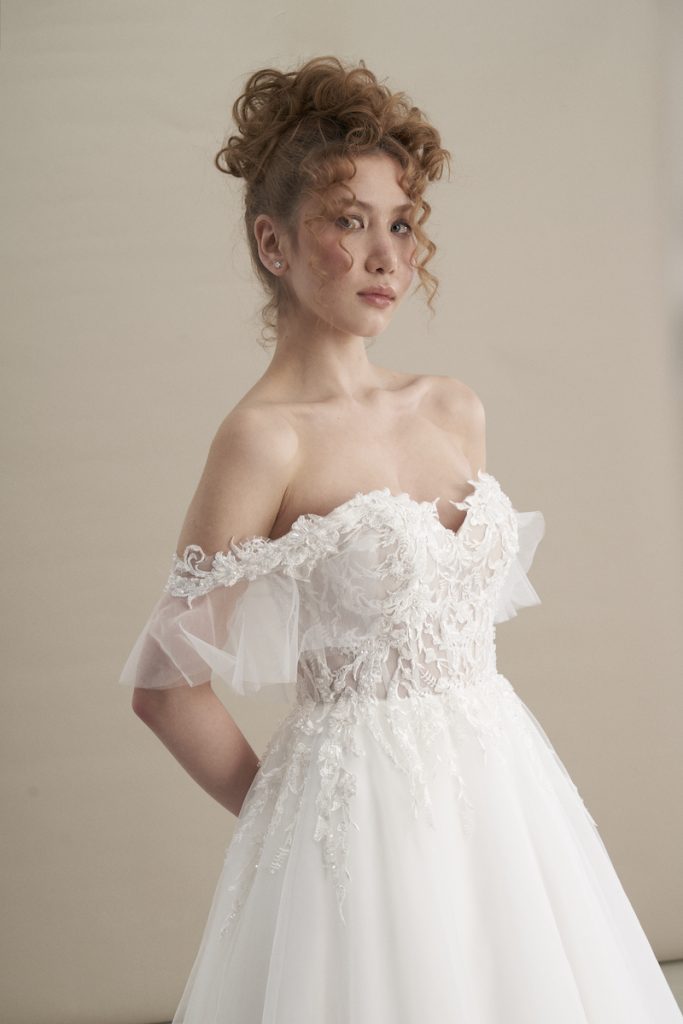 Julia – Beyaz Butik